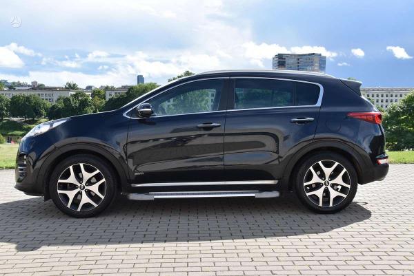 Black Kia Sportage 2017 in Vilnius, with an engine capacity of 1.59 L and mileage of 150 thousand km for 13000 €, photo 8 on AUTOMOTO.COM.LV