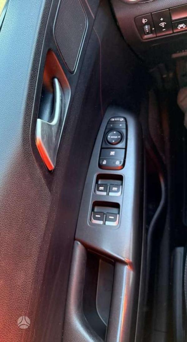 Melns Kia Sportage 2017 Kauņa, ar dzinēja tilpumu 1.69 L un nobraukumu 206 tūkst. km par 9600 €, foto 10 vietnē AUTOMOTO.COM.LV