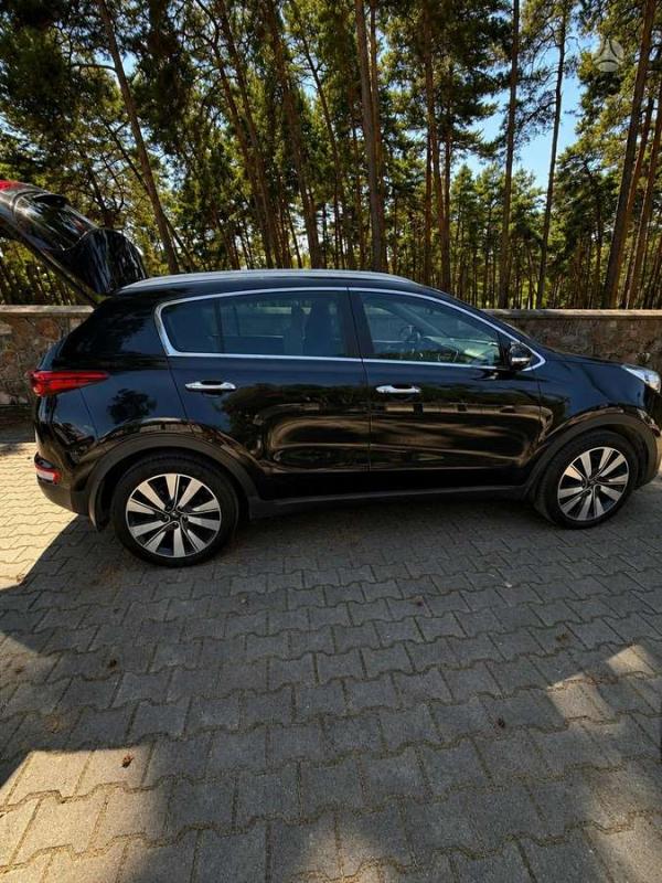 Черный Киа Sportage 2017 в Клайпеда, объемом двигателя 1.69 л и пробегом 124 тыс. км за 15999 €, фото 3 на AUTOMOTO.COM.LV