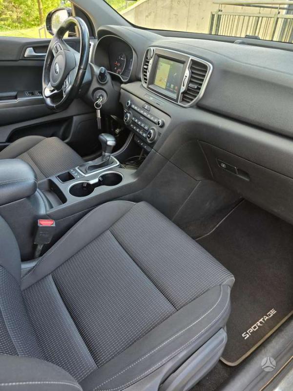 Melns Kia Sportage 2017 Jonava, ar dzinēja tilpumu 1.69 L un nobraukumu 114 tūkst. km par 13500 €, foto 11 vietnē AUTOMOTO.COM.LV