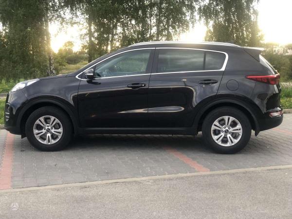 Kia Sportage 2017 Viļņa vietnē Melns Kia Sportage 2017 Viļņa, ar dzinēja tilpumu 1.59 L un nobraukumu 30 tūkst. km par 14450 €, foto 4 vietnē AUTOMOTO.COM.LV