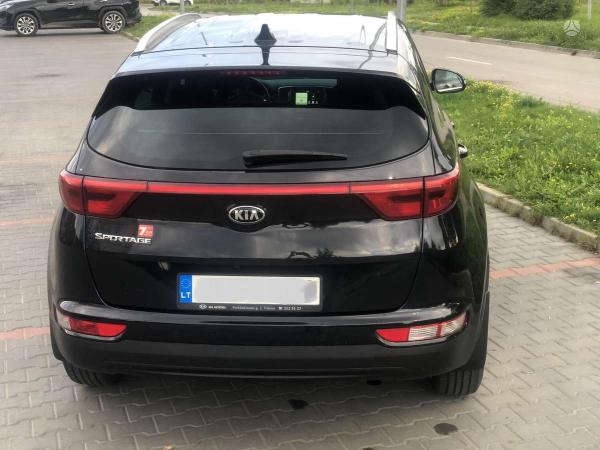 Kia Sportage 2017 Viļņa vietnē Melns Kia Sportage 2017 Viļņa, ar dzinēja tilpumu 1.59 L un nobraukumu 30 tūkst. km par 14450 €, foto 8 vietnē AUTOMOTO.COM.LV