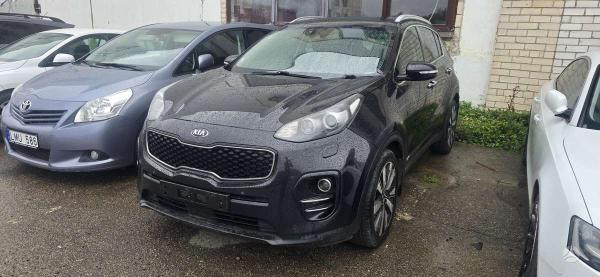 Melns Kia Sportage 2017 Panevēža, ar dzinēja tilpumu 2.00 L un nobraukumu 355 tūkst. km par 4500 €, foto 3 vietnē AUTOMOTO.COM.LV