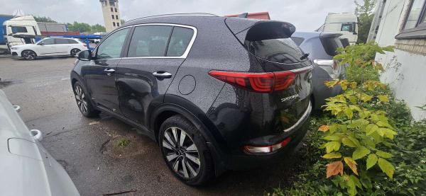 Melns Kia Sportage 2017 Panevēža, ar dzinēja tilpumu 2.00 L un nobraukumu 355 tūkst. km par 4500 €, foto 5 vietnē AUTOMOTO.COM.LV