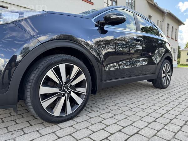 Melns Kia Sportage 2017 Jelgava, ar dzinēja tilpumu 1.70 L un nobraukumu 191 tūkst. km par 11700 €, foto 8 vietnē AUTOMOTO.COM.LV