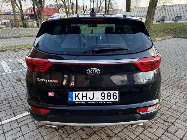Black Kia Sportage 2018 in Vilnius, with an engine capacity of 2.00 L and mileage of 78 thousand km for 17900 €, photo 4 on AUTOMOTO.COM.LV