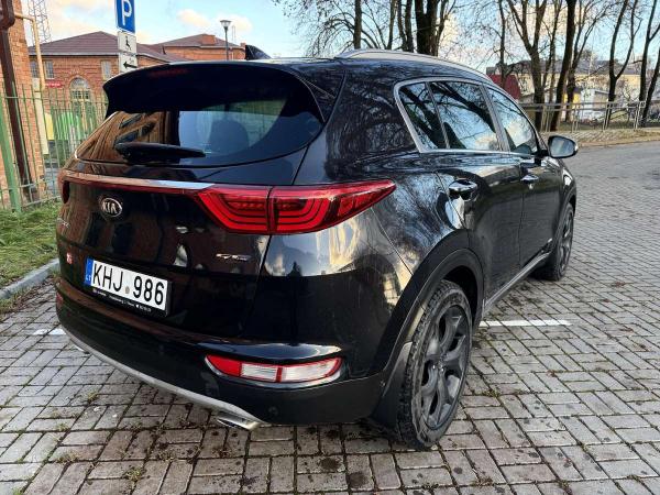 Black Kia Sportage 2018 in Vilnius, with an engine capacity of 2.00 L and mileage of 80 thousand km for 17450 €, photo 7 on AUTOMOTO.COM.LV