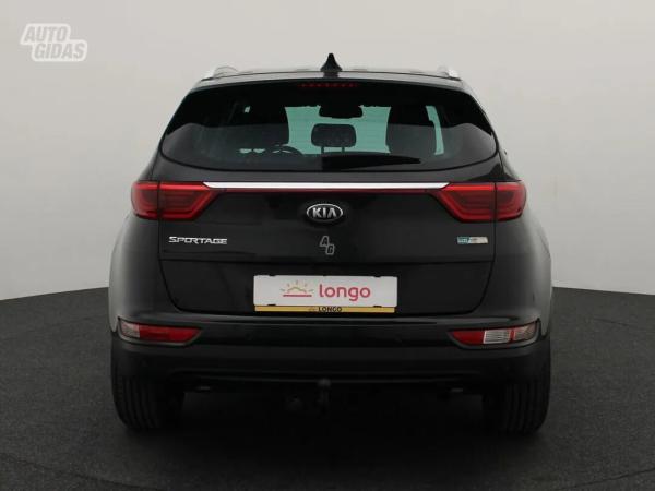 Black Kia Sportage 2018 in Vilnius, with an engine capacity of 1.60 L and mileage of 199 thousand km for 12299 €, photo 5 on AUTOMOTO.COM.LV