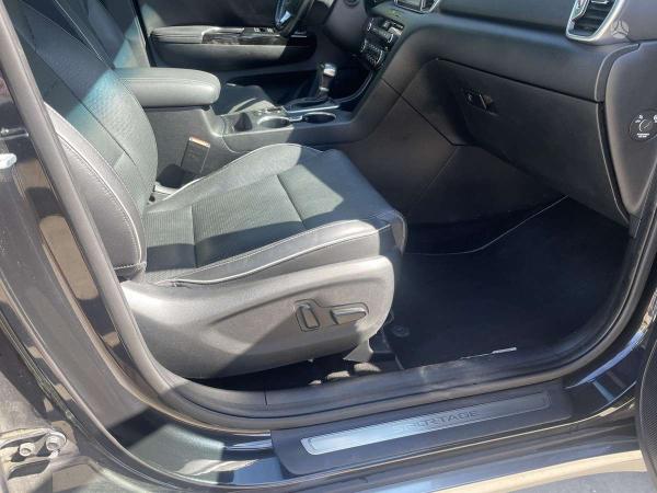 Melns Kia Sportage 2018 Viļņa, ar dzinēja tilpumu 1.69 L un nobraukumu 160 tūkst. km par 14000 €, foto 8 vietnē AUTOMOTO.COM.LV