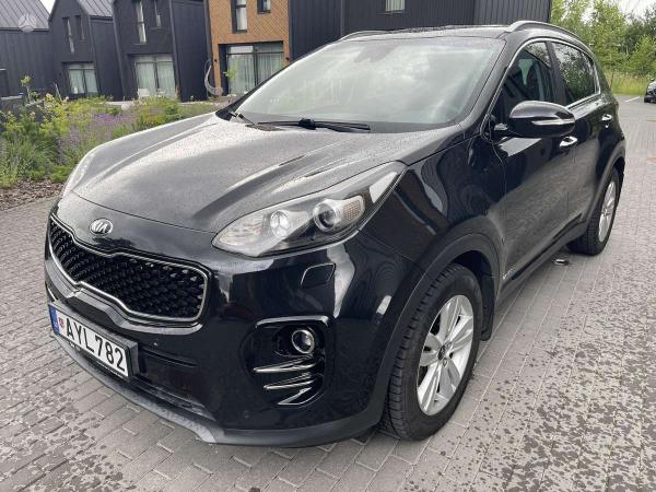 Black Kia Sportage 2018 in Vilnius, with an engine capacity of 2.00 L and mileage of 198 thousand km for 10700 €, photo 1 on AUTOMOTO.COM.LV