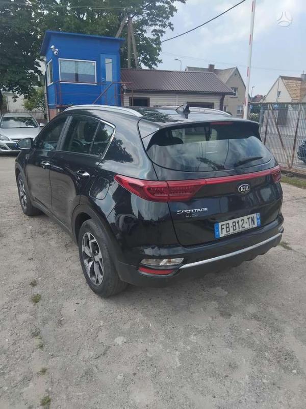 Черный Киа Sportage 2018 в Таураге, объемом двигателя 1.60 л и пробегом 260 тыс. км за 9950 €, фото 3 на AUTOMOTO.COM.LV