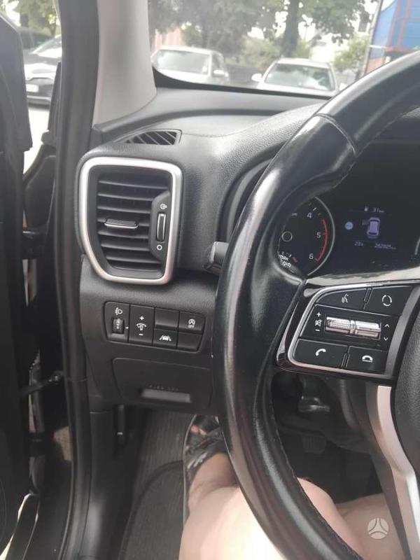 Черный Киа Sportage 2018 в Таураге, объемом двигателя 1.60 л и пробегом 260 тыс. км за 9950 €, фото 10 на AUTOMOTO.COM.LV