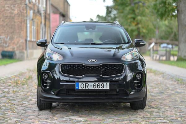 Kia Sportage 2018 Jelgava vietnē Melns Kia Sportage 2018 Jelgava, ar dzinēja tilpumu 1.70 L un nobraukumu 242 tūkst. km par 10190 €, foto 4 vietnē AUTOMOTO.COM.LV