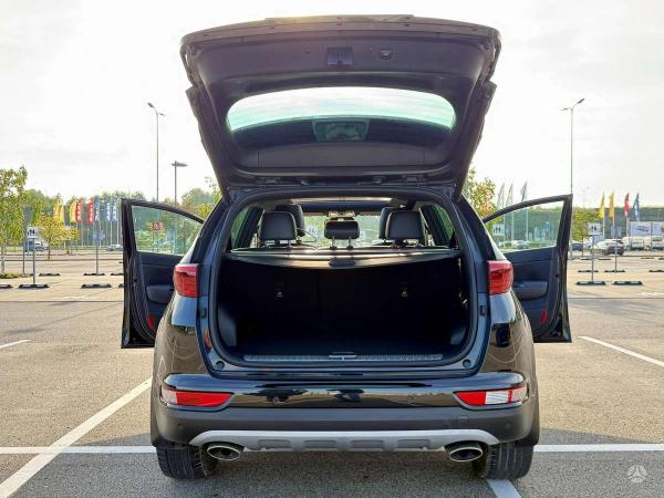 Melns Kia Sportage 2018 Viļņa, ar dzinēja tilpumu 2.00 L un nobraukumu 136 tūkst. km par 14000 €, foto 8 vietnē AUTOMOTO.COM.LV