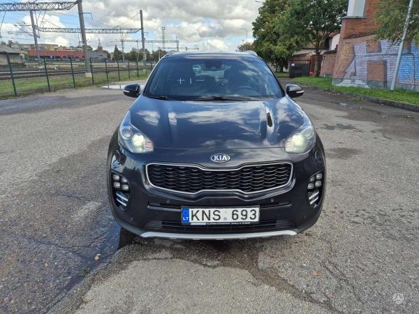 Kia Sportage 2018 Šauļi vietnē Melns Kia Sportage 2018 Šauļi, ar dzinēja tilpumu 1.60 L un nobraukumu 348 tūkst. km par 9900 €, foto 3 vietnē AUTOMOTO.COM.LV