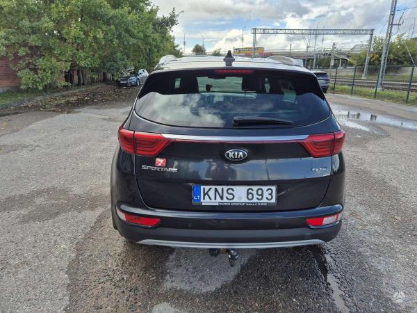 Kia Sportage 2018 Šauļi vietnē Melns Kia Sportage 2018 Šauļi, ar dzinēja tilpumu 1.60 L un nobraukumu 348 tūkst. km par 9900 €, foto 6 vietnē AUTOMOTO.COM.LV