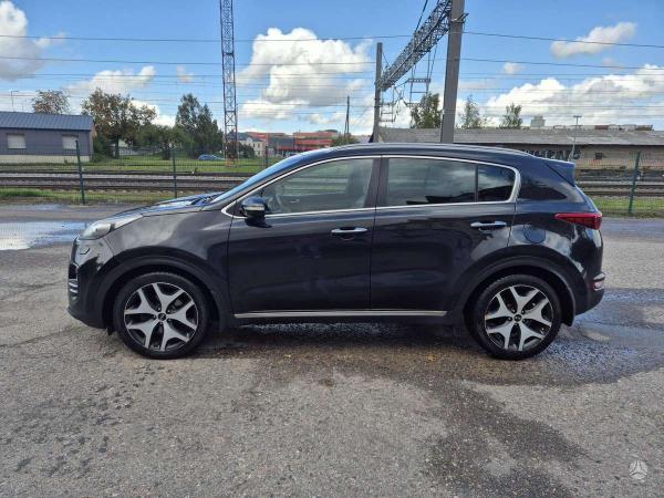 Kia Sportage 2018 Šauļi vietnē Melns Kia Sportage 2018 Šauļi, ar dzinēja tilpumu 1.60 L un nobraukumu 348 tūkst. km par 9900 €, foto 9 vietnē AUTOMOTO.COM.LV