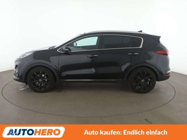 Black Kia Sportage 2019 in Kaunas, with an engine capacity of 2.00 L and mileage of 50 thousand km for 25995 €, photo 3 on AUTOMOTO.COM.LV