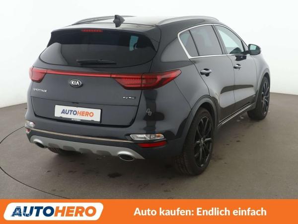Black Kia Sportage 2019 in Kaunas, with an engine capacity of 2.00 L and mileage of 50 thousand km for 25995 €, photo 6 on AUTOMOTO.COM.LV