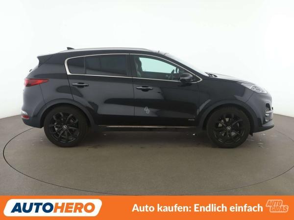 Black Kia Sportage 2019 in Kaunas, with an engine capacity of 2.00 L and mileage of 50 thousand km for 25995 €, photo 7 on AUTOMOTO.COM.LV