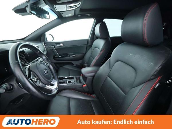 Black Kia Sportage 2019 in Kaunas, with an engine capacity of 2.00 L and mileage of 50 thousand km for 25995 €, photo 10 on AUTOMOTO.COM.LV