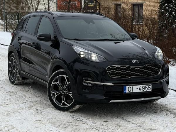 Black Kia Sportage 2019 in Jelgava, with an engine capacity of 1.60 L and mileage of 120 thousand km for 15900 €, photo 2 on AUTOMOTO.COM.LV
