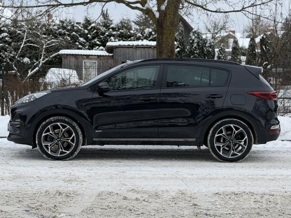 Black Kia Sportage 2019 in Jelgava, with an engine capacity of 1.60 L and mileage of 120 thousand km for 15900 €, photo 3 on AUTOMOTO.COM.LV