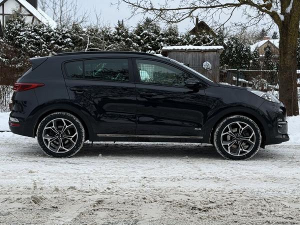 Black Kia Sportage 2019 in Jelgava, with an engine capacity of 1.60 L and mileage of 120 thousand km for 15900 €, photo 4 on AUTOMOTO.COM.LV