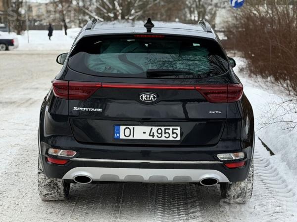 Black Kia Sportage 2019 in Jelgava, with an engine capacity of 1.60 L and mileage of 120 thousand km for 15900 €, photo 7 on AUTOMOTO.COM.LV