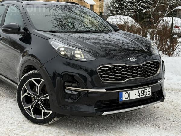 Black Kia Sportage 2019 in Jelgava, with an engine capacity of 1.60 L and mileage of 120 thousand km for 15900 €, photo 8 on AUTOMOTO.COM.LV