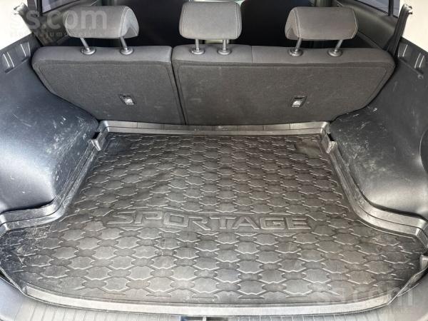 Черный Киа Sportage 2019 в Рига, объемом двигателя 1.60 л и пробегом 136 тыс. км за 15990 €, фото 10 на AUTOMOTO.COM.LV