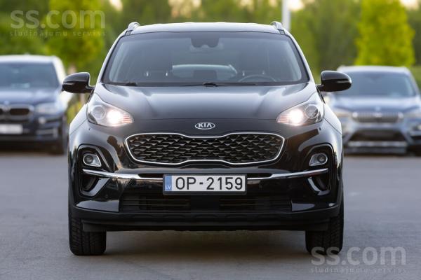 Black Kia Sportage 2019 in Jelgava, with an engine capacity of 1.60 L and mileage of 0 thousand km for 11950 €, photo 2 on AUTOMOTO.COM.LV