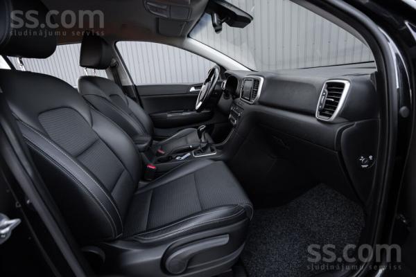Black Kia Sportage 2019 in Jelgava, with an engine capacity of 1.60 L and mileage of 0 thousand km for 11950 €, photo 7 on AUTOMOTO.COM.LV