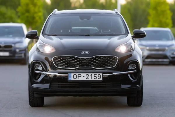 Черный Киа Sportage 2019 в Елгава, объемом двигателя 1.60 л и пробегом 229 тыс. км за 11950 €, фото 2 на AUTOMOTO.COM.LV