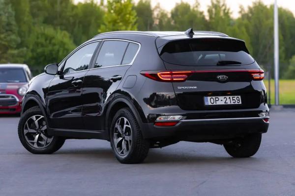 Черный Киа Sportage 2019 в Елгава, объемом двигателя 1.60 л и пробегом 229 тыс. км за 11950 €, фото 6 на AUTOMOTO.COM.LV