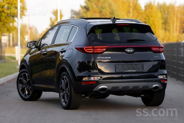 Black Kia Sportage 2019 in Jelgava, with an engine capacity of 1.60 L and mileage of 0 thousand km for 14700 €, photo 5 on AUTOMOTO.COM.LV