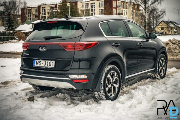 Melns Kia Sportage 2020 Rīga, ar dzinēja tilpumu 1.60 L un nobraukumu 125 tūkst. km par 13990 €, foto 4 vietnē AUTOMOTO.COM.LV