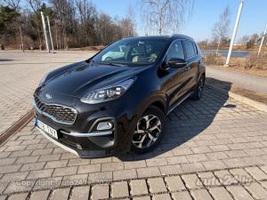 Black Kia Sportage 2020 in Tallinn, with an engine capacity of 1.60 L and mileage of 169 thousand km for 17100 €, photo 1 on AUTOMOTO.COM.LV