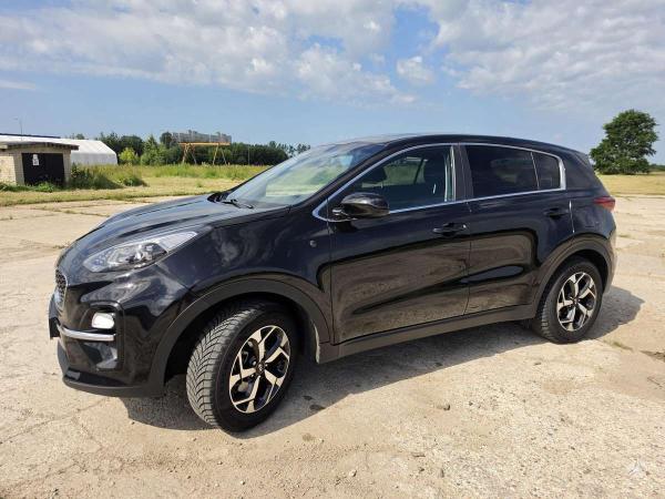 Black Kia Sportage 2020 in Kaunas, with an engine capacity of 2.40 L and mileage of 60 thousand km for 17500 €, photo 4 on AUTOMOTO.COM.LV