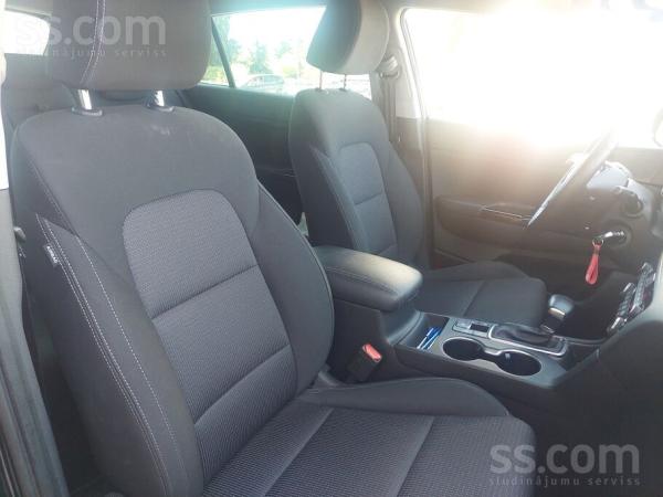 Melns Kia Sportage 2020 Daugavpils, ar dzinēja tilpumu 1.60 L un nobraukumu 49 tūkst. km par 16500 €, foto 8 vietnē AUTOMOTO.COM.LV
