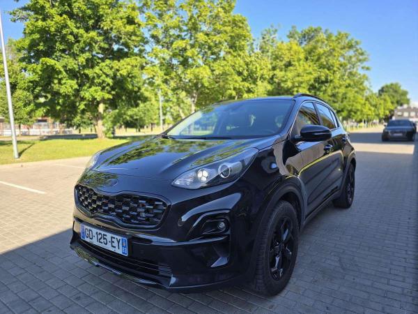 Melns Kia Sportage 2021 Tauragė, ar dzinēja tilpumu 1.60 L un nobraukumu 208 tūkst. km par 14900 €, foto 1 vietnē AUTOMOTO.COM.LV