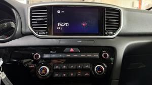 Black Kia Sportage 2021 in Riga, with an engine capacity of 1.60 L and mileage of 68 thousand km for 1790000 €, photo 20 on AUTOMOTO.COM.LV