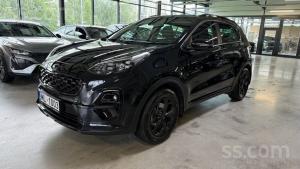 Black Kia Sportage 2021 in Riga, with an engine capacity of 1.60 L and mileage of 68 thousand km for 17900 €, photo  on AUTOMOTO.COM.LV