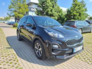 Black Kia Sportage 2021 in Kaunas, with an engine capacity of 1.59 L and mileage of 88 thousand km for 16200 €, photo  on AUTOMOTO.COM.LV