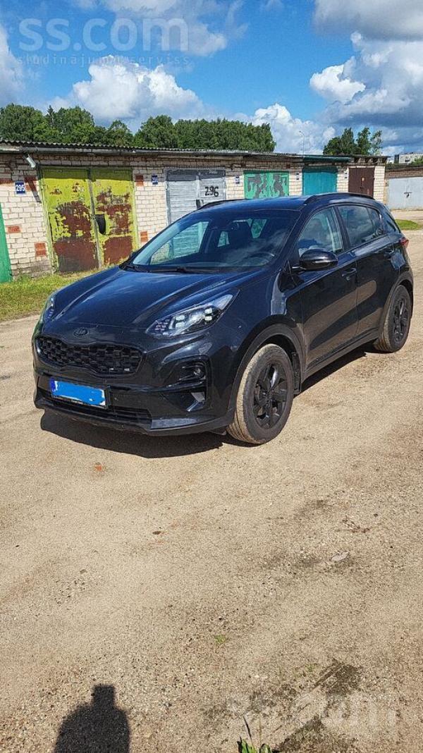 Melns Kia Sportage 2021 Ludza, ar dzinēja tilpumu 1.60 L un nobraukumu 93 tūkst. km par 16500 €, foto 1 vietnē AUTOMOTO.COM.LV