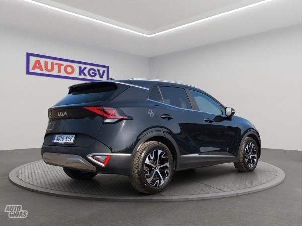 Black Kia Sportage 2022 in Vilnius, with an engine capacity of 1.60 L and mileage of 42 thousand km for 21499 €, photo 5 on AUTOMOTO.COM.LV