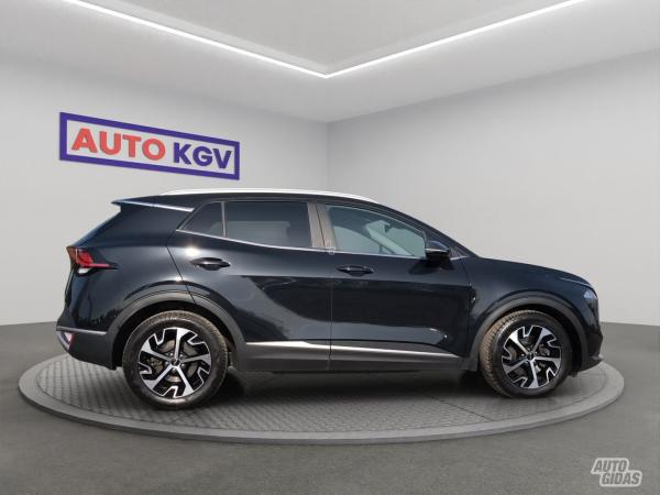 Black Kia Sportage 2022 in Vilnius, with an engine capacity of 1.60 L and mileage of 42 thousand km for 21499 €, photo 6 on AUTOMOTO.COM.LV