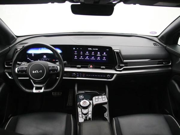 Black Kia Sportage 2022 in Vilnius, with an engine capacity of 1.60 L and mileage of 181 thousand km for 22599 €, photo 2 on AUTOMOTO.COM.LV
