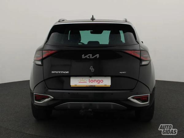 Black Kia Sportage 2022 in Vilnius, with an engine capacity of 1.60 L and mileage of 181 thousand km for 22599 €, photo 5 on AUTOMOTO.COM.LV