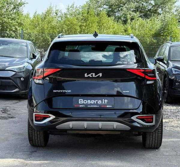 Black Kia Sportage 2022 in Vilnius, with an engine capacity of 1.60 L and mileage of 125 thousand km for 25990 €, photo 6 on AUTOMOTO.COM.LV